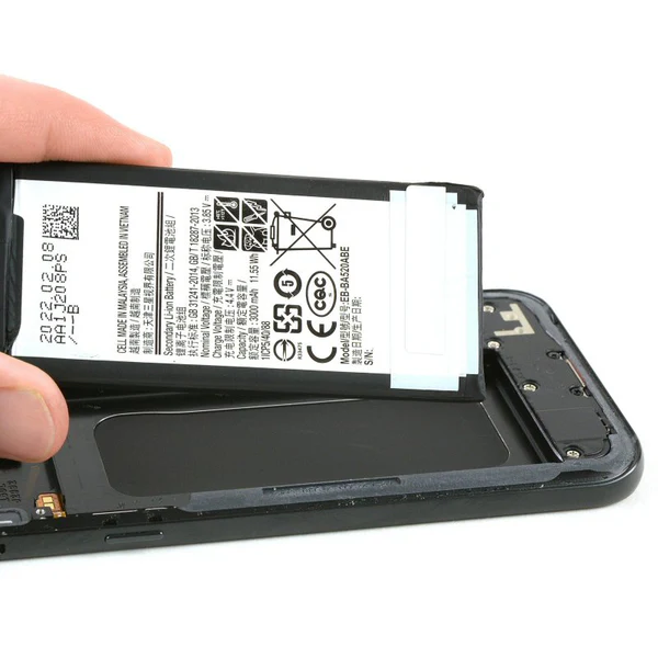 Battery Fitting Service For Samsung Phones – The Mobile Trading